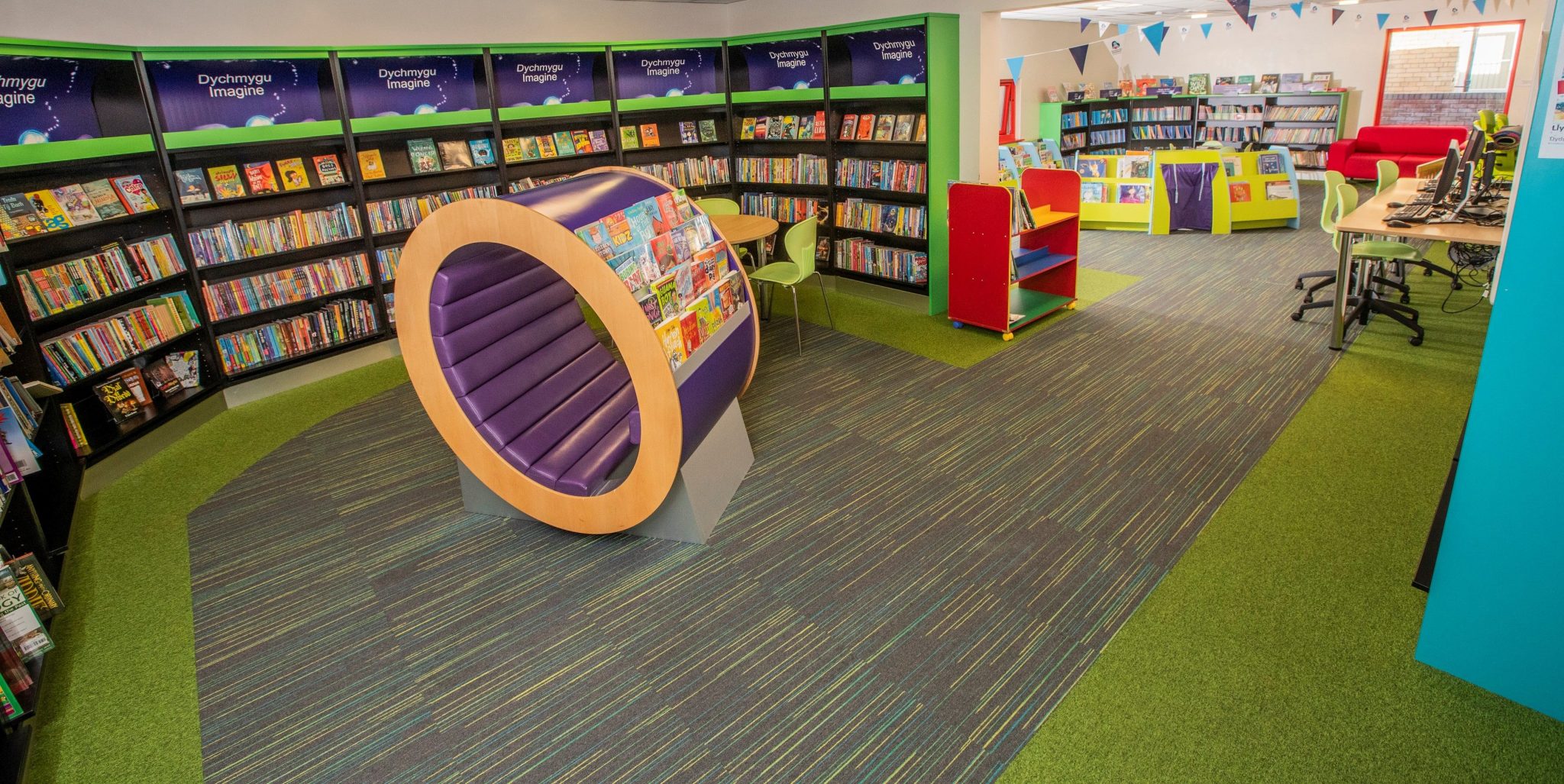 Rhyl Library – Libraries Wales