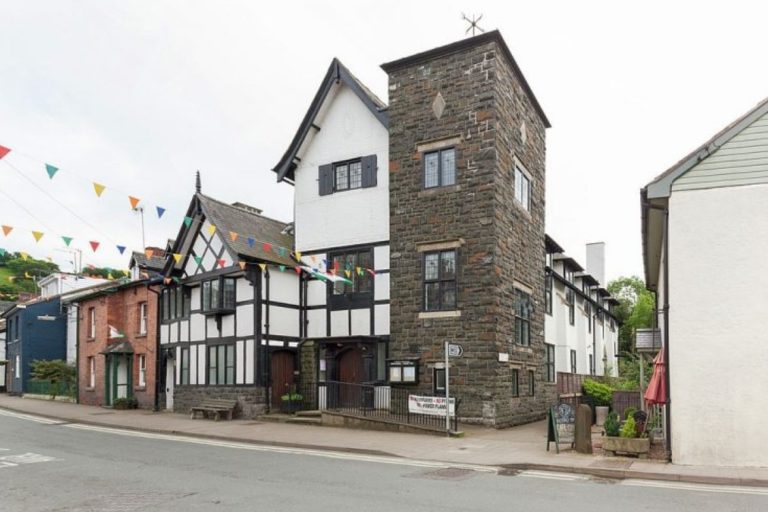 Colwyn Bay Library – Libraries Wales