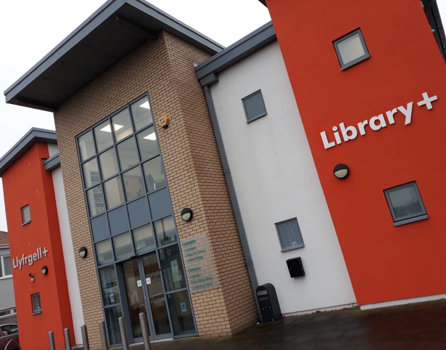 Prestatyn Library – Libraries Wales